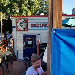 PACIFIC INN PUB - Updated January 2025 - 233 Photos & 437 Reviews ...