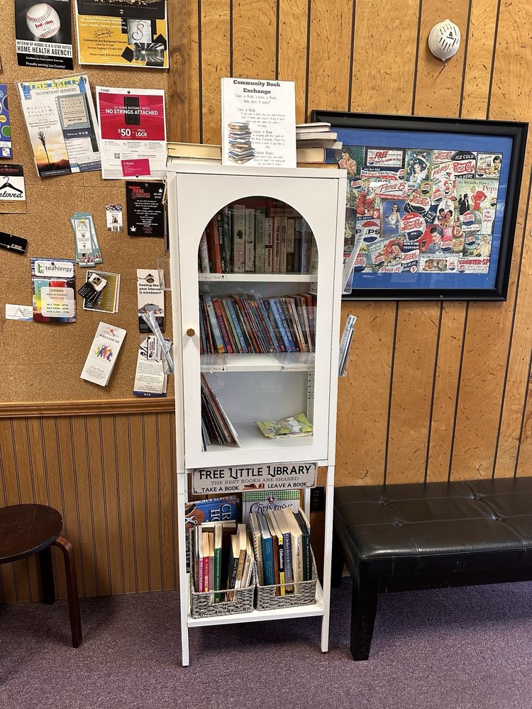 LITTLE LIBRARY - Updated December 2024 - 209 W Broadway St, Hobbs, New ...