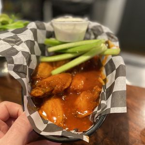 UNDERDOG SPORTS BAR & GRILL - Updated December 2025 - 19 Photos & 20 ...