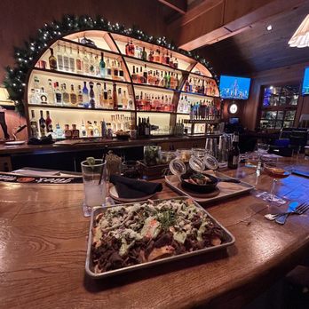 SHADYSIDE LOUNGE - Updated June 2024 - 51 Photos & 32 Reviews - 1770 W ...