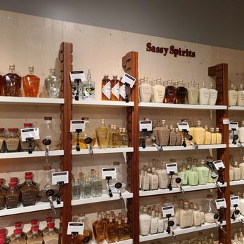SPIRITS AND SPICE - Updated July 2025 - 28 Photos & 22 Reviews - 835 N ...