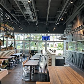 SHAKE SHACK EL SEGUNDO - Updated September 2024 - 1080 Photos & 840 ...