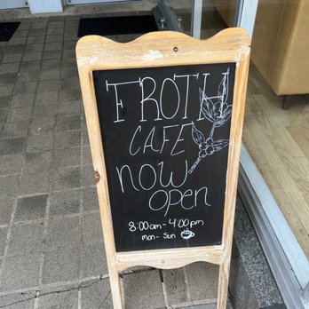 FROTH CAFE - Updated May 2024 - 57 Photos & 23 Reviews - 222 Main St ...