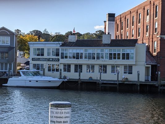 STEAMBOAT INN - Updated December 2025 - 75 Photos & 56 Reviews - 73 ...