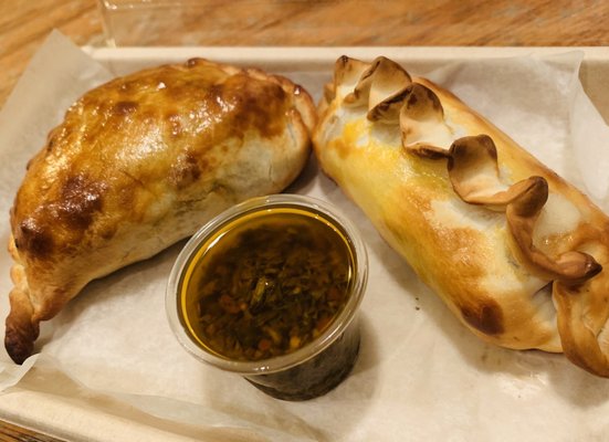 CHE ARGENTINIAN EMPANADAS - Empanadas at 4191 Carpinteria Ave ...