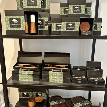 KOA WOOD RANCH - Updated January 2026 - 12 Photos - 2330 Kalākaua Ave ...