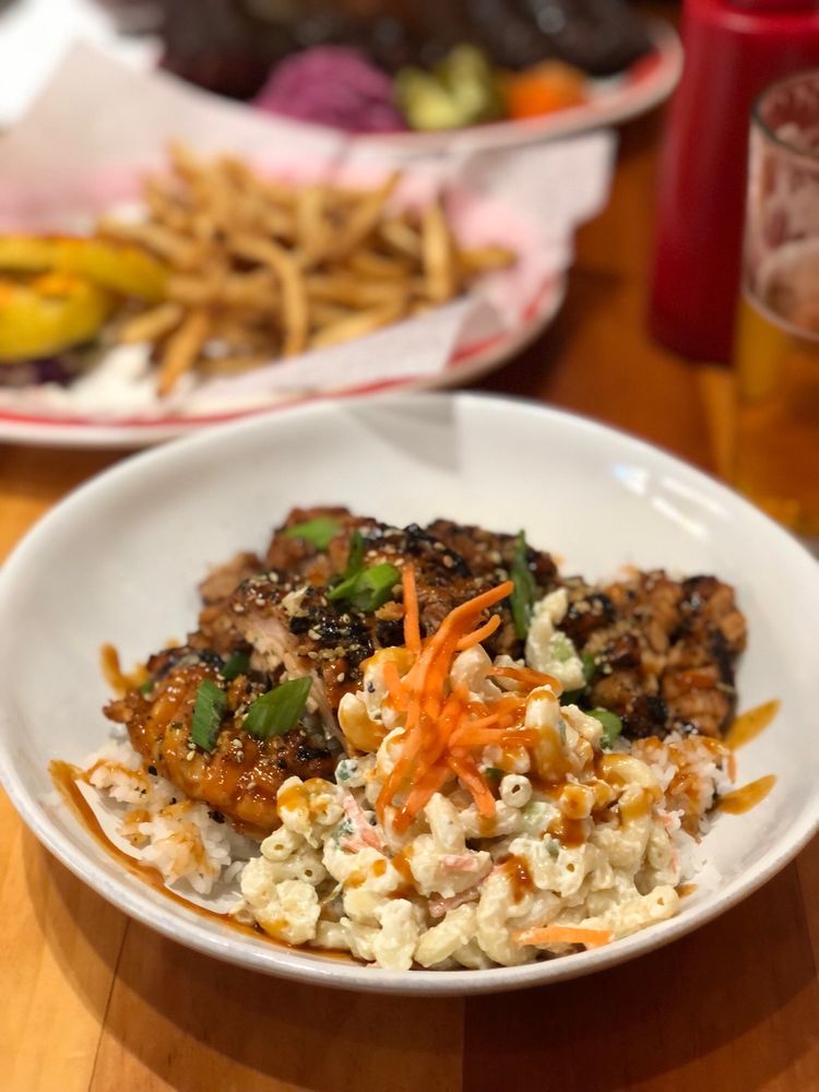 HULI SUE’S - Updated May 2024 - 476 Photos & 289 Reviews - 1 Page Ave ...