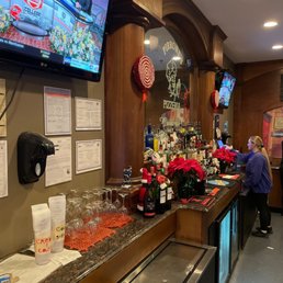 PIRRONE’S PIZZERIA - Updated December 2025 - 100 Photos & 169 Reviews ...