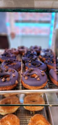 VEGAS DONUTS - Updated January 2026 - 62 Photos & 19 Reviews - 4003 ...