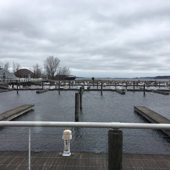 THE LAKE HOUSE WATERFRONT GRILLE - Updated June 2024 - 281 Photos & 297 ...
