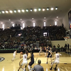 PAYNE WHITNEY GYM - 27 Photos & 17 Reviews - 70 Tower Pkwy, New Haven ...