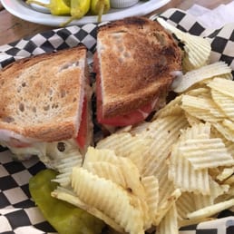 LUCKY LABRADOR BEER HALL - Updated May 2025 - 159 Photos & 240 Reviews ...