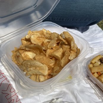 THE ROGUE ROUNDABOUT - Updated December 2025 - 79 Photos & 71 Reviews ...