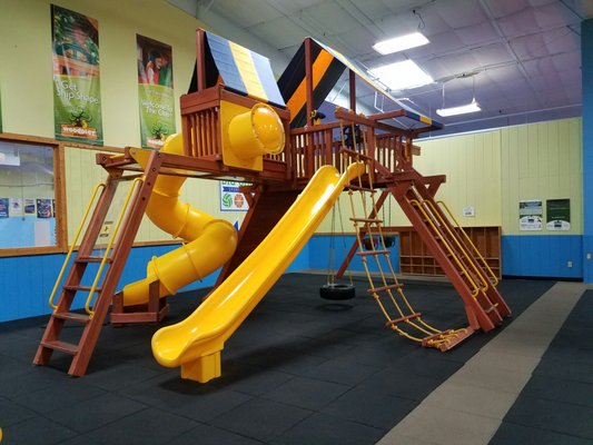 RECREATIONS OUTLET - Updated June 2025 - 44 Photos & 37 Reviews - 885 ...