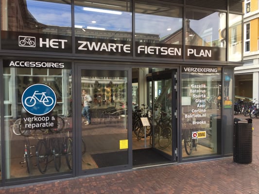HET ZWARTE FIETSENPLAN | OOSTPOORT - Updated June 2024 - Land Van Cocagneplein 1E, Amsterdam ...