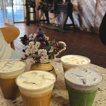 PROVECHO COFFEE - Updated August 2025 - 309 Photos & 141 Reviews - 1955 ...