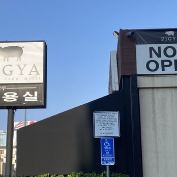 PIGYA - Updated September 2025 - 1490 Photos & 721 Reviews - 3400 W 8th ...