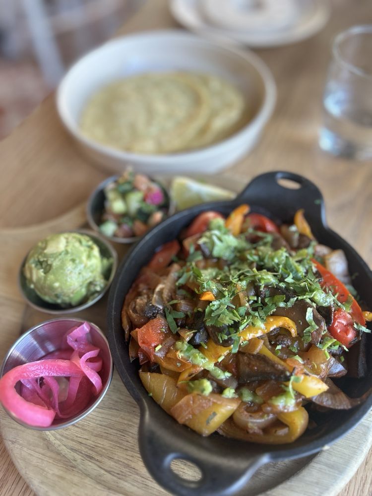 CAFE GRATITUDE - Updated July 2025 - 2159 Photos & 1821 Reviews - 512 ...