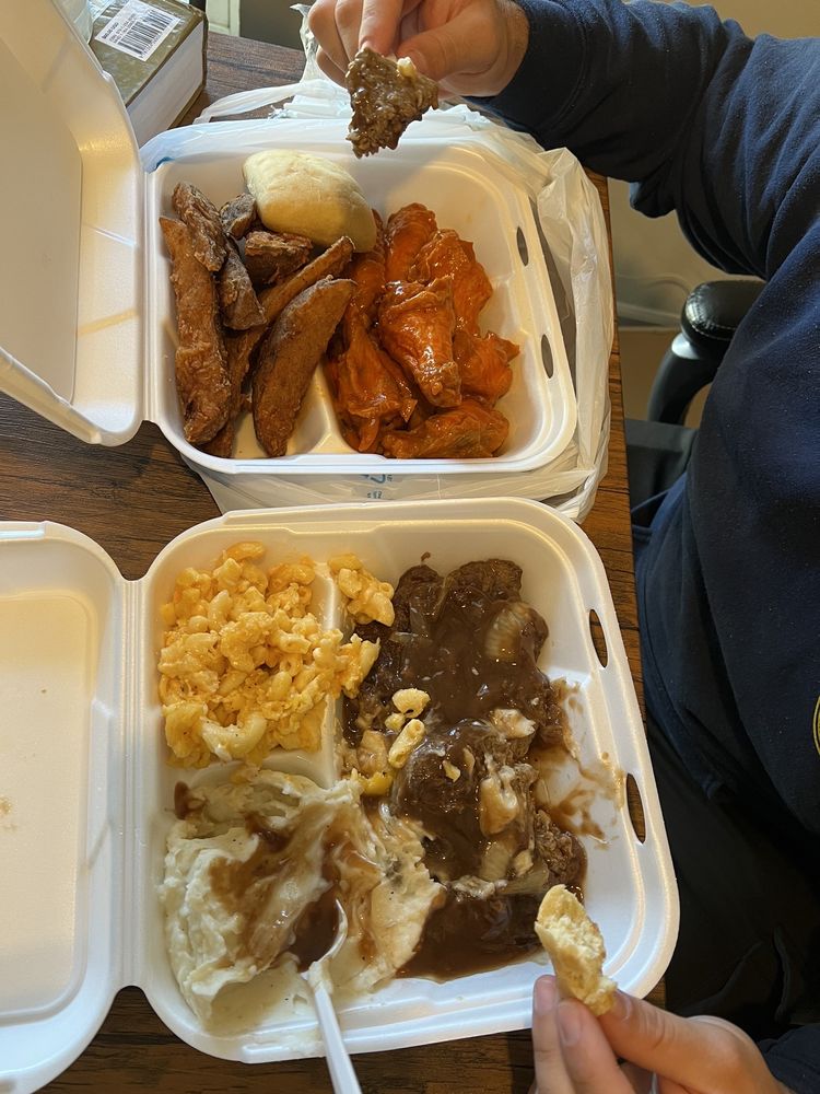 CHAPPY’S CHICKEN AT WHIZ MART - Updated July 2025 - 633 Sand Ridge Rd ...