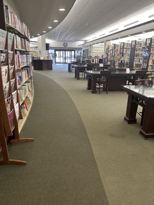 EAST ISLIP PUBLIC LIBRARY - Updated October 2025 - 19 Photos & 11 ...