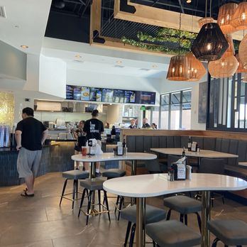 MEDDYS - Updated January 2025 - 129 Photos & 72 Reviews - 8810 Maurer ...