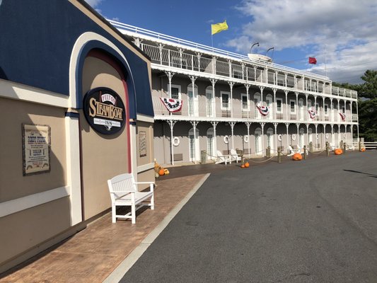 FULTON STEAMBOAT INN - Updated August 2025 - 224 Photos & 106 Reviews ...