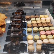 THE GILDED ACORN - 31 Photos & 14 Reviews - 120 N Robinson Ave ...