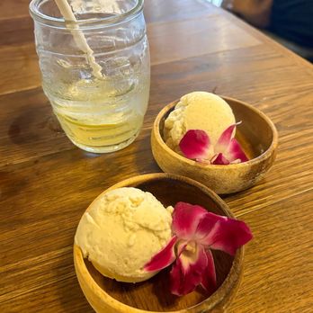 ALOHA TABLE - Updated October 2024 - 2031 Photos & 845 Reviews - 2238 ...