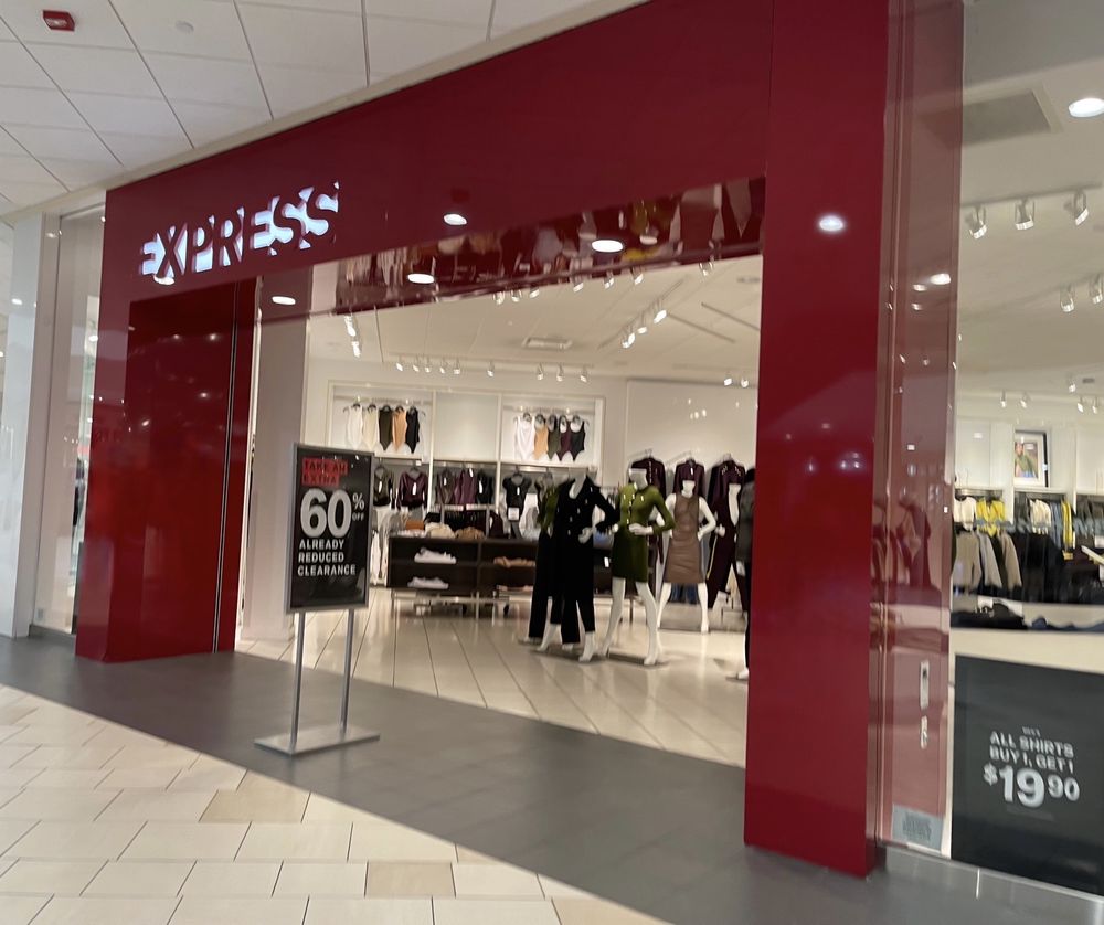 EXPRESS - Updated July 2024 - 2036 Aurora Mall, Aurora, Colorado - Men ...