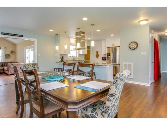 ANNA STAYLOR - ROSE & WOMBLE REALTY - Updated April 2025 - 35 Photos ...