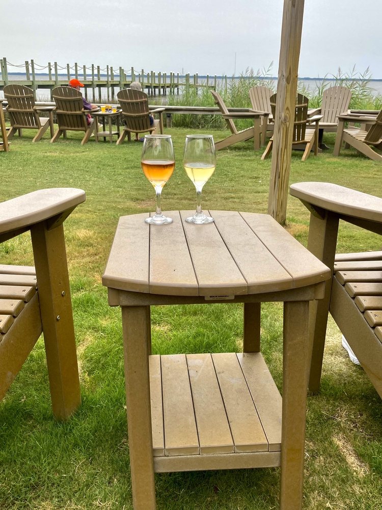 THE BACK BAR IN THE BLUE POINT YARD - Updated April 2025 - 1240 Duck Rd ...