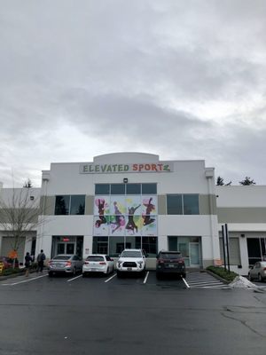 ELEVATED SPORTZ - 160 Photos & 242 Reviews - 18311 Bothell Everett Hwy, Bothell, Washington ...