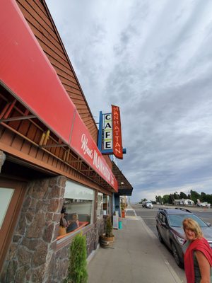 MANHATTAN CAFE - Updated December 2025 - 38 Photos & 43 Reviews - 133 S ...