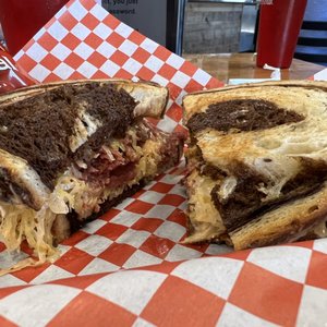 THE MEATING PLACE CAFE - 394 Photos & 412 Reviews - 6495 NW Cornelius ...