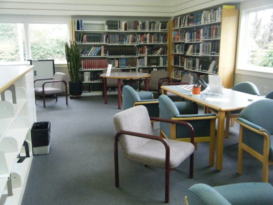 WAREHAM FREE LIBRARY - Updated November 2025 - 12 Photos - 59 Marion Rd ...