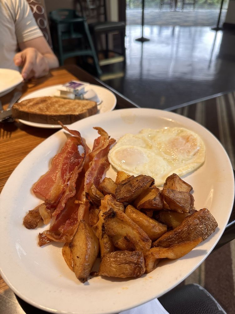 SPRIGS RESTAURANT - Updated October 2025 - 11 Photos & 20 Reviews ...