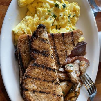 THE STUDY AT UNIVERSITY OF CHICAGO - Updated July 2025 - 60 Photos & 13 ...