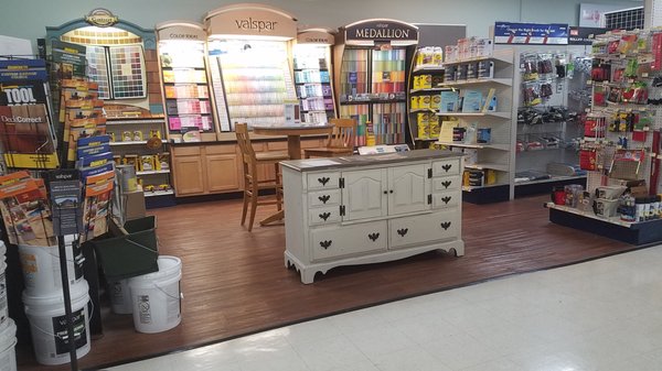 BUILDERS LUMBER & HARDWARE - Updated December 2025 - 18 Photos - 1309 ...