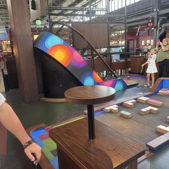 PUTTSHACK - PITTSBURGH - Updated October 2025 - 312 Photos & 181 ...