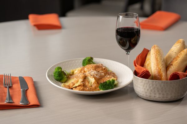 NOCE ITALIAN AMERICAN KITCHEN AND BAR - Updated December 2025 - 42 ...