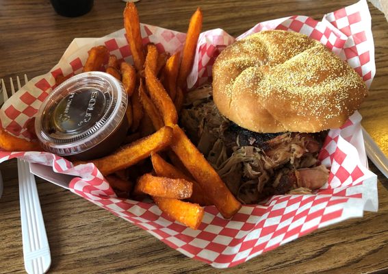 STAXX BBQ - Updated May 2026 - 83 Photos & 123 Reviews - 11 Carson Pl ...