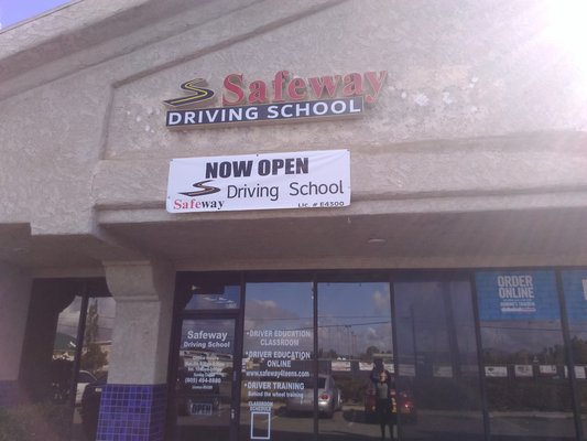 SAFEWAY DRIVING SCHOOL - Updated December 2025 - 20 Photos & 35 Reviews ...