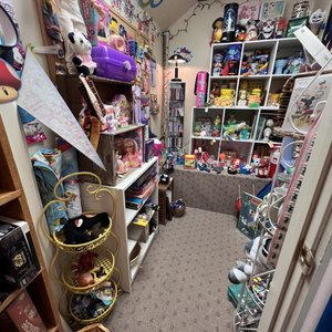 WATERLOO ANTIQUES MALL - Updated July 2024 - 255 Jefferson St, Waterloo ...