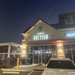 THE GREYSON - Updated July 2025 - 72 Photos & 118 Reviews - 5045 96th ...