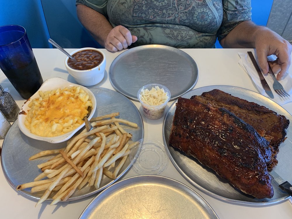 SMOKIN’ LITTLE DINER - Updated July 2024 - 191 Photos & 141 Reviews ...