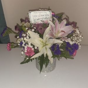 TUMBLEWEEDS FLORIST - 33 Photos & 31 Reviews - 2107 Highway 95 ...