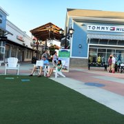 Merrimack Premium Outlets - 119 Photos & 136 Reviews - Outlet Stores ...