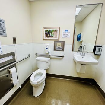 LABCORP - Updated December 2025 - 17 Photos & 33 Reviews - 4300 Rose Dr ...