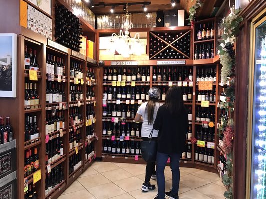 QWIK KORNER LIQUOR - Updated May 2025 - 45 Photos & 89 Reviews - 612 ...