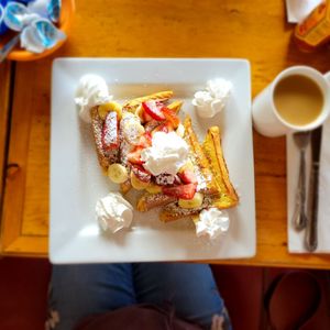 THE RED HUT CAFE - Updated August 2024 - 76 Photos & 200 Reviews - 4385 ...